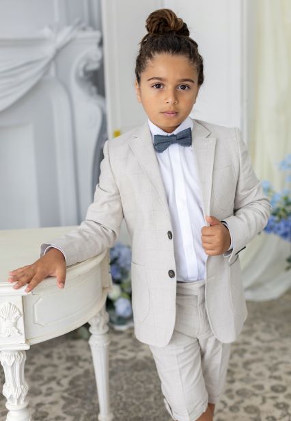 Oliver Suit – Tie & Tiara